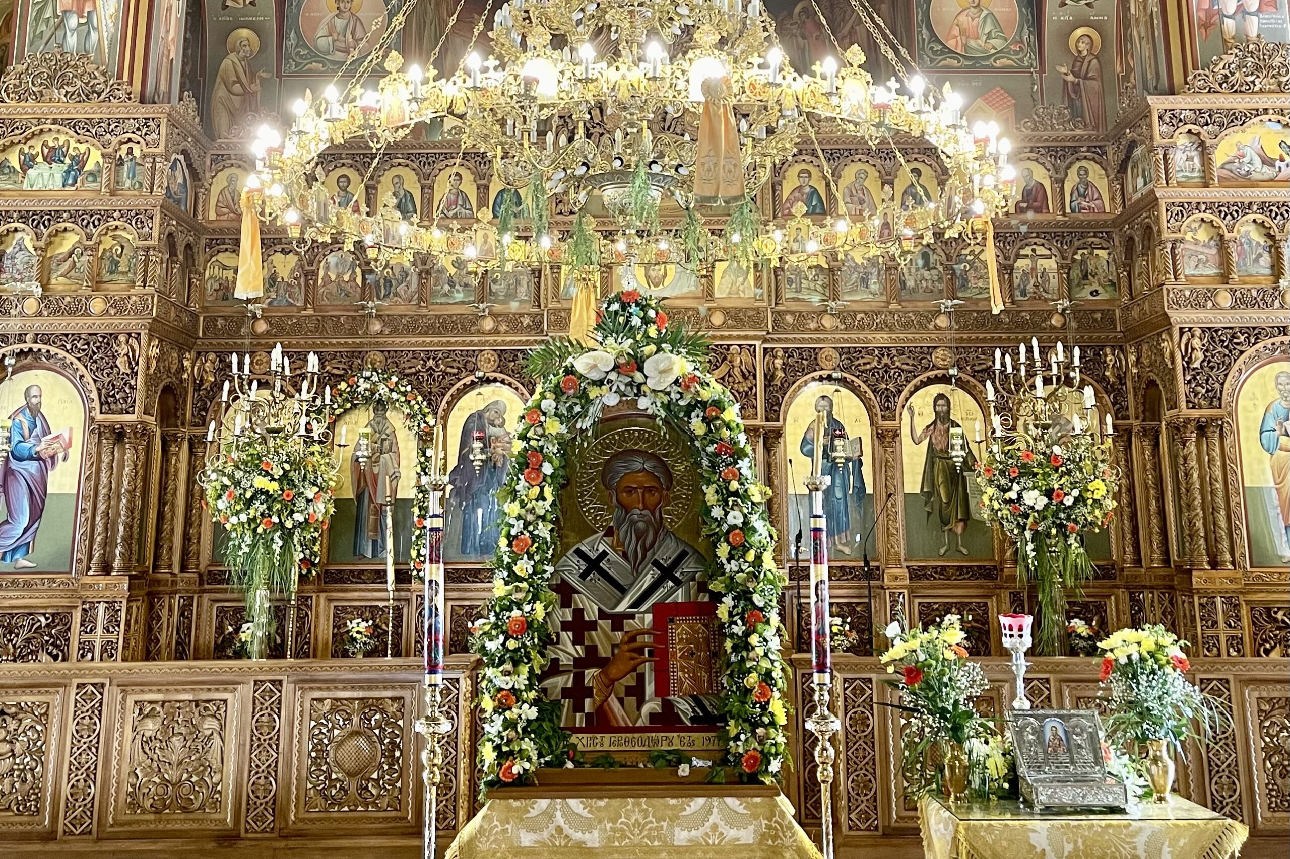 ΜΗΝΙΑΙΟ ΠΡΟΓΡΑΜΜΑ ΑΚΟΛΟΥΘΙΩΝ - Ιερός Ναός Αγίου Ιεροθέου Περιστερίου